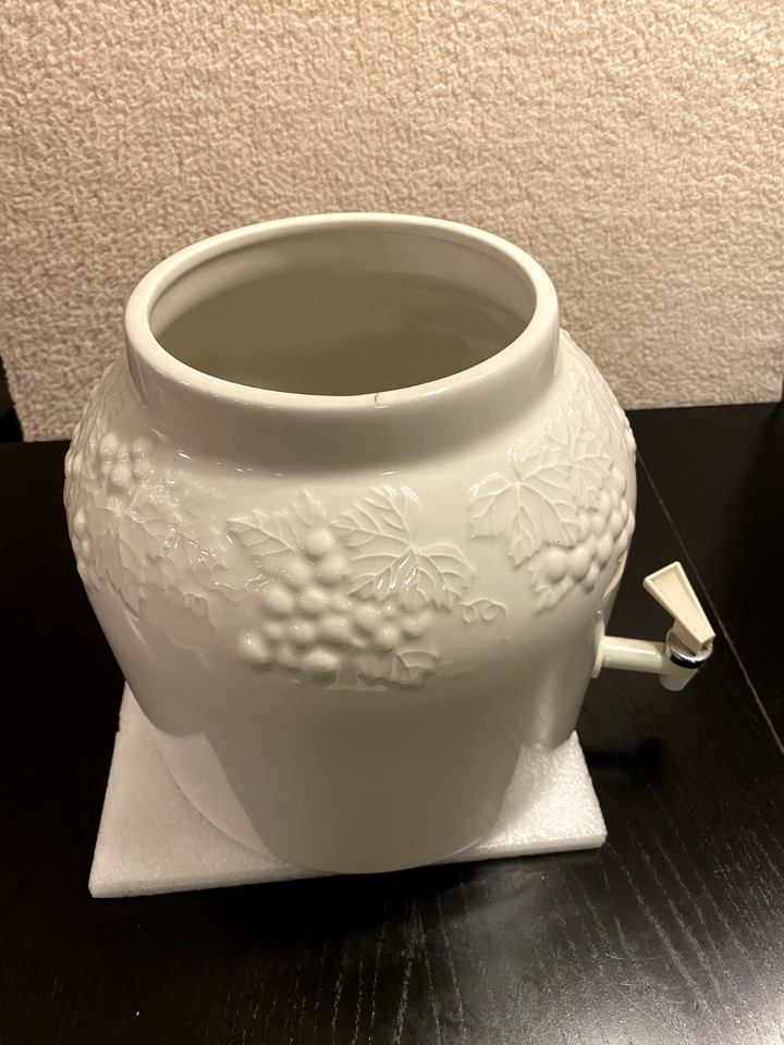 10-inch height white color porcelain water pot with faucet with carved ...