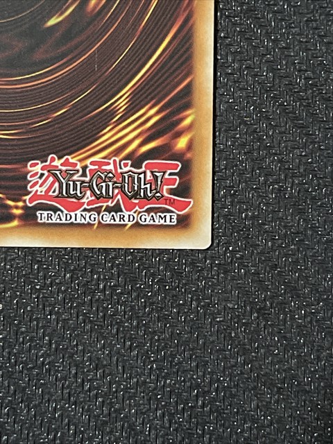 Yu-Gi-Oh! TCG Dust Tornado Legendary Collection 3: Yugi's World LCYW ...