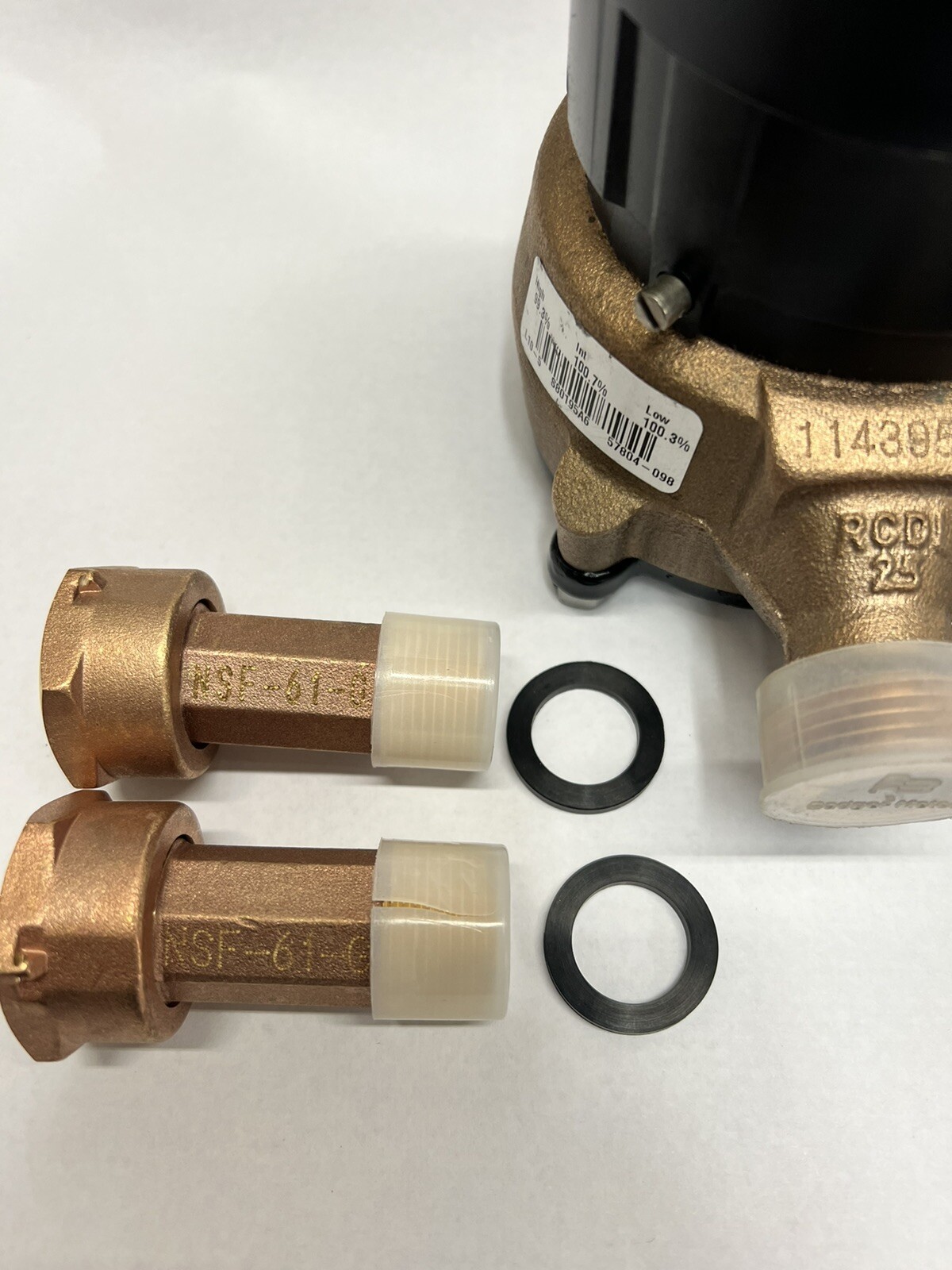 Badger 5/8x3/4 M25 Meter With Pulse Register And Remote+ Couplings 7.5 ...