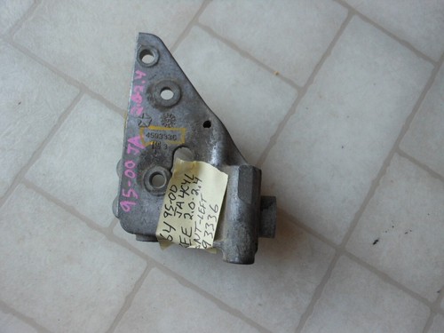 95 96 97 98 99 00 Stratus Sebring Cirrus left strut engine mount ...