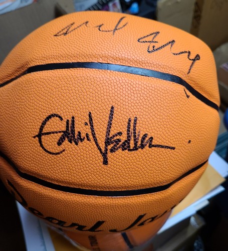 Eddie Vedder Signed Pearl Jam Autograph Mike McCready COA Pearl Jam ...