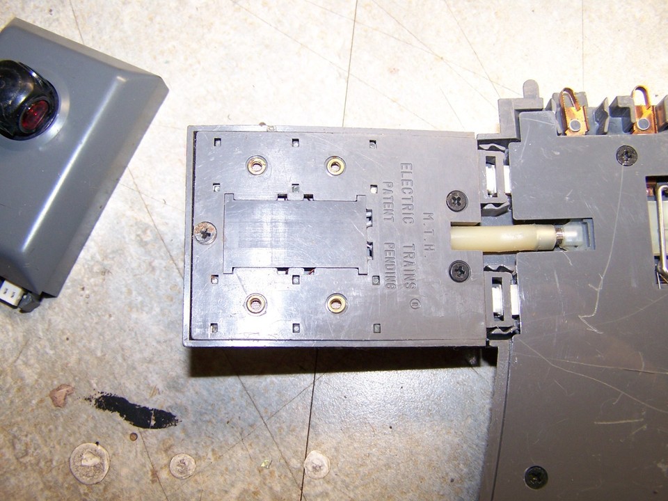 MTH Real Track fast track left right 4 light switches and 10 inch stop ...