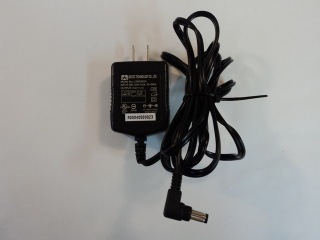 Dynex DX-E401 4-Port 10/100 Wired Router for sale online | eBay