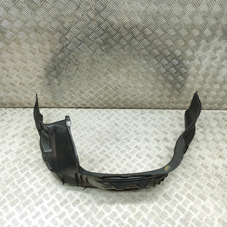 TOYOTA HILUX 8 AN110 Doublure de passage de roue arrière gauche 65638 ...