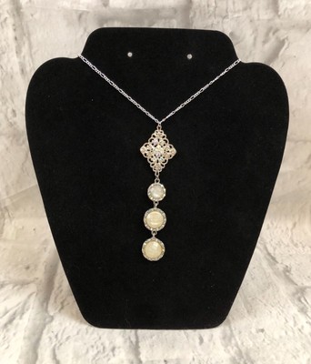 Clear Rhinestones Pendant On Silver Tone Chain Necklace | eBay