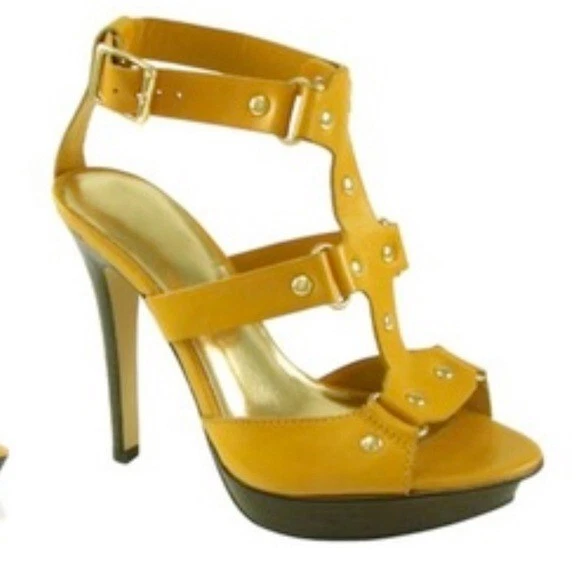 Bakers Shoes Sandals