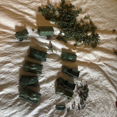 Marx Battleground Playset WWII American & German Soldiers | eBay