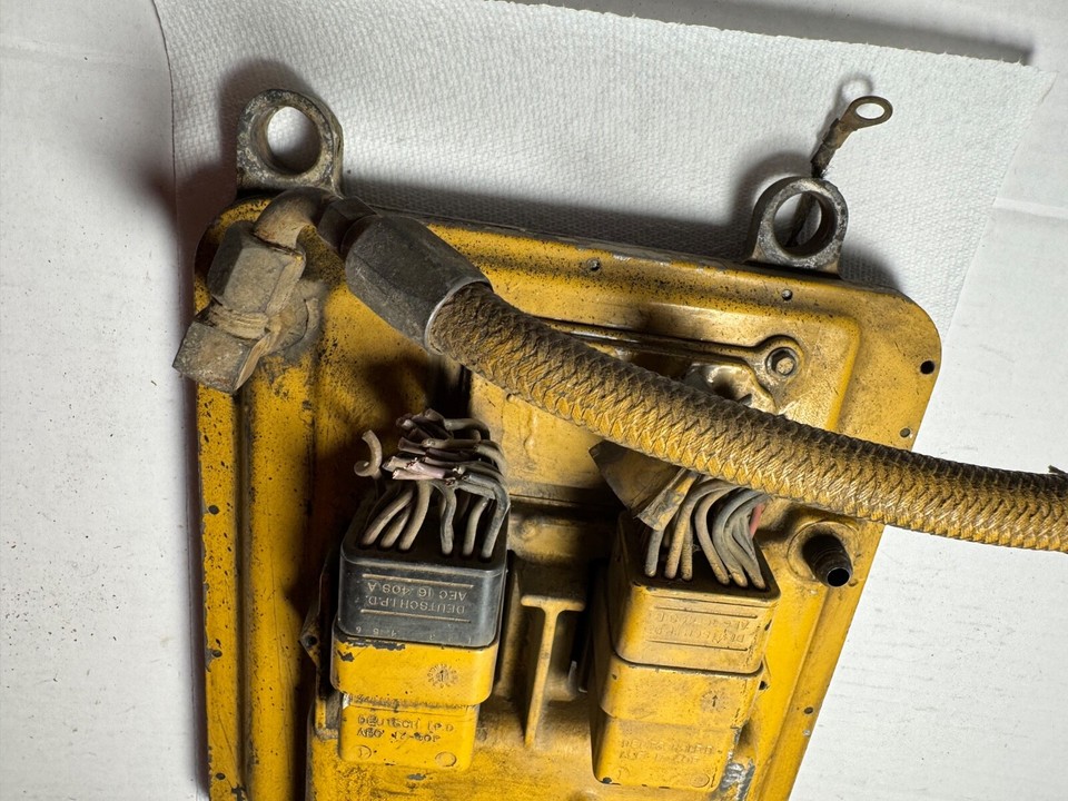 Used Caterpillar 3406 5EK Engine Control Module 40-Pin ECM 117-8351-00 ...