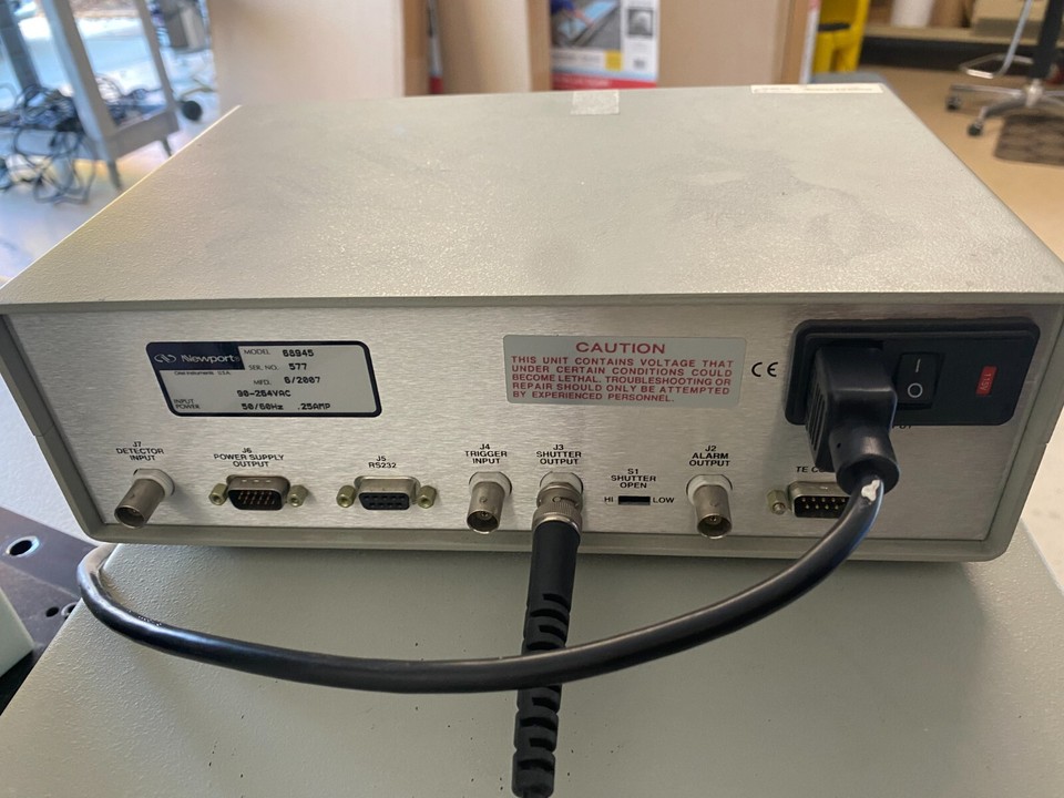 Newport (Oriel) 93194A-1000 Solar Simulator w 69920 Power Supply | eBay