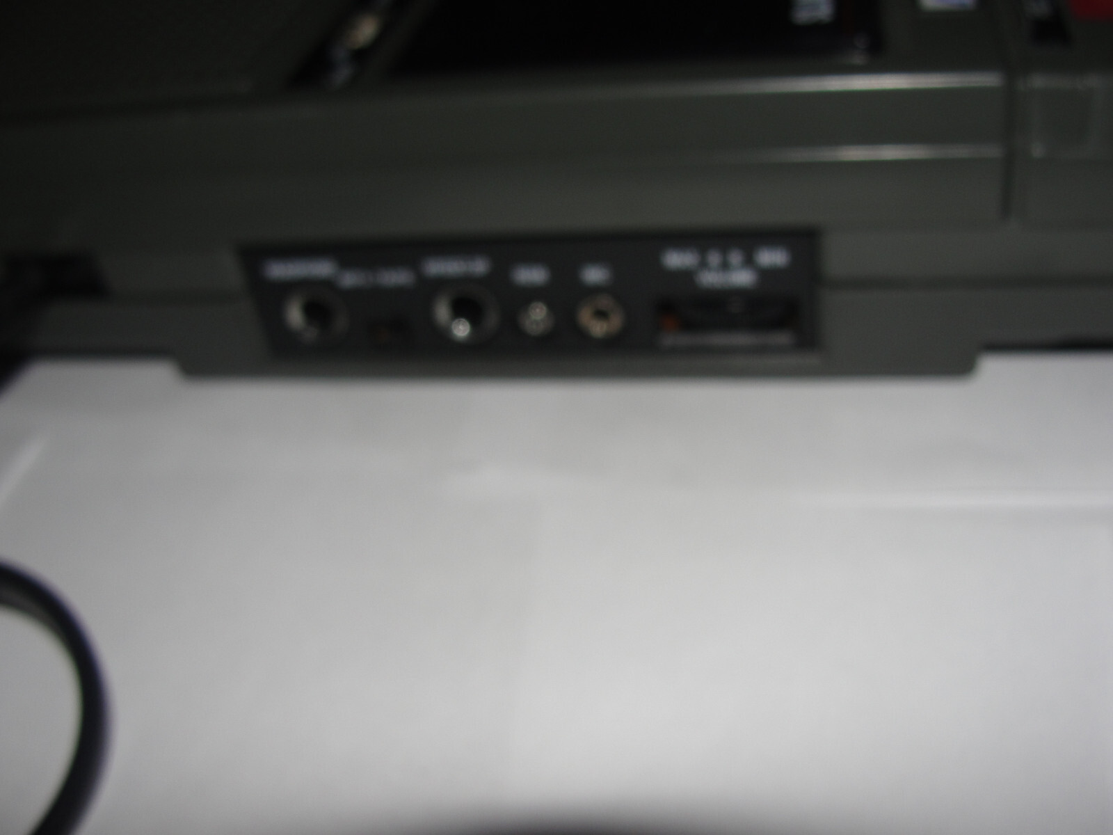 Amplivox SL1039 Portable Four-Station Listening Center Audio Cassette ...