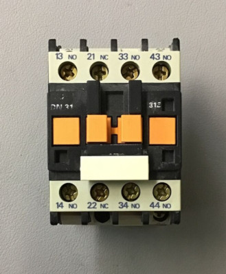 Relays - Telemecanique Control Relay