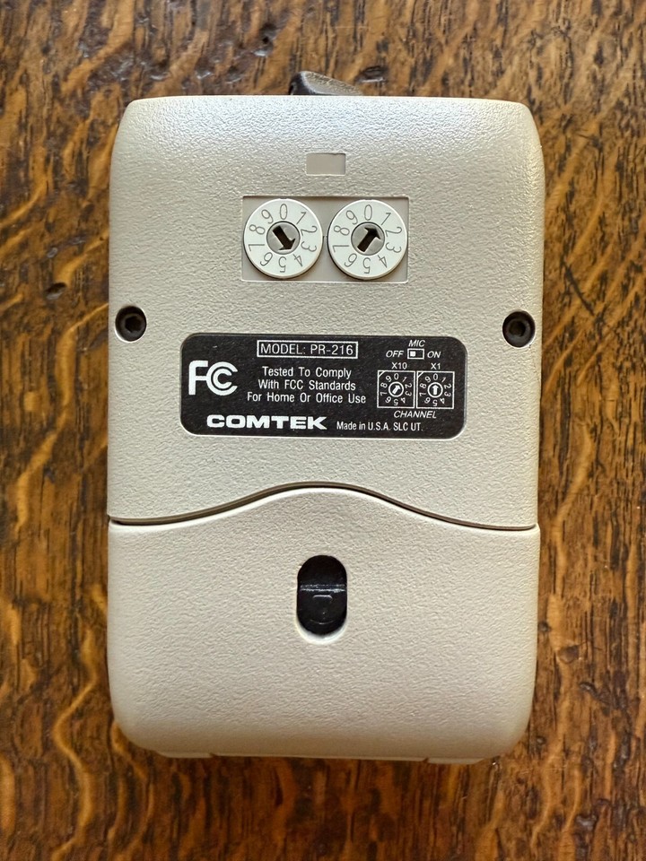 Comtek PR-216 Beltpack IFB Receiver [216MHz, VHF, clean] | eBay