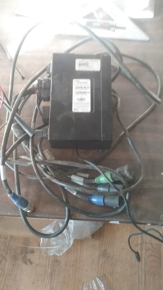 PeopleNet onboard computer Paccar #PP807011 with cables | eBay