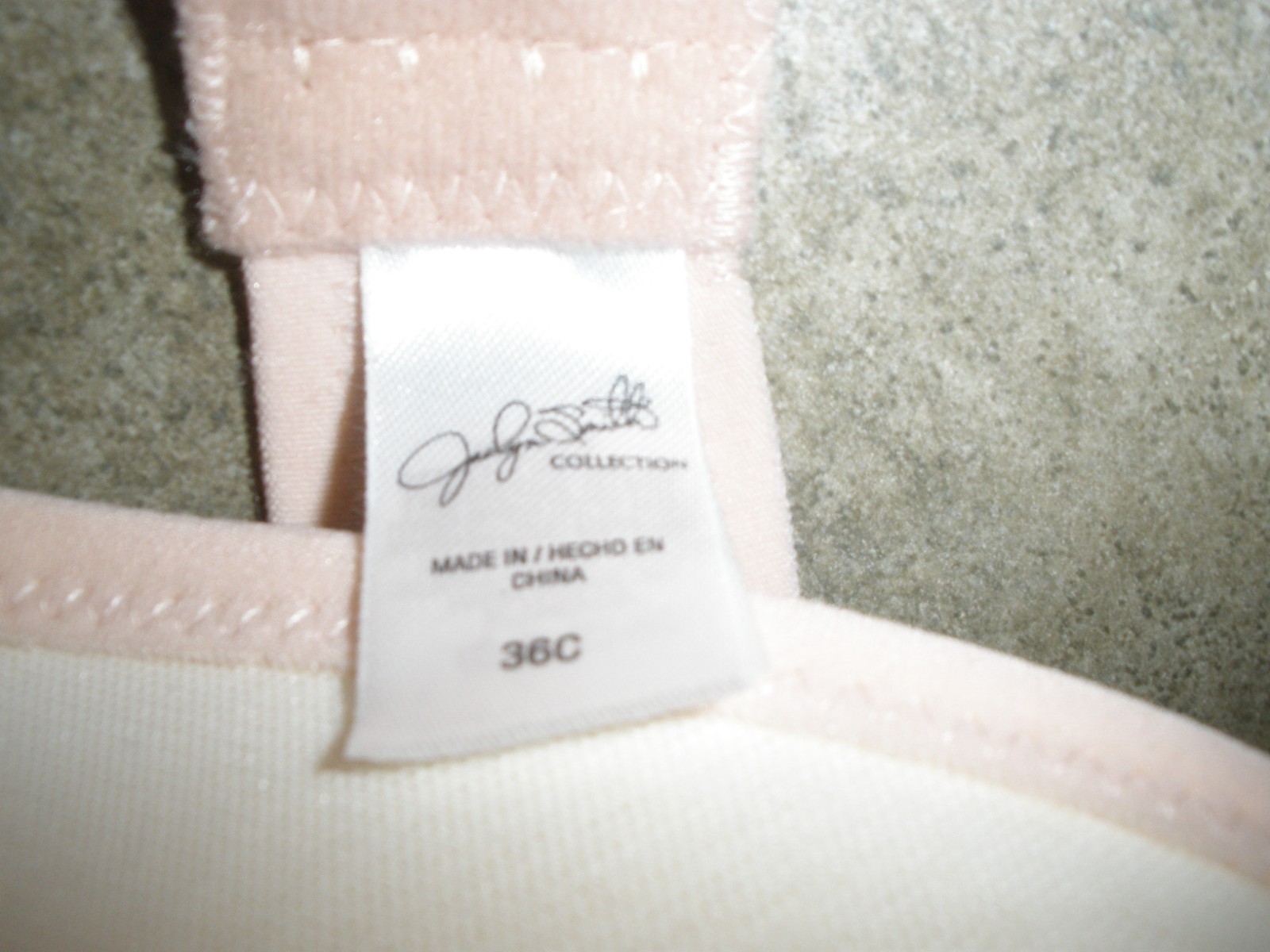 NEW Jaclyn Smith Peach Lace Bra 36C with Underwire | eBay