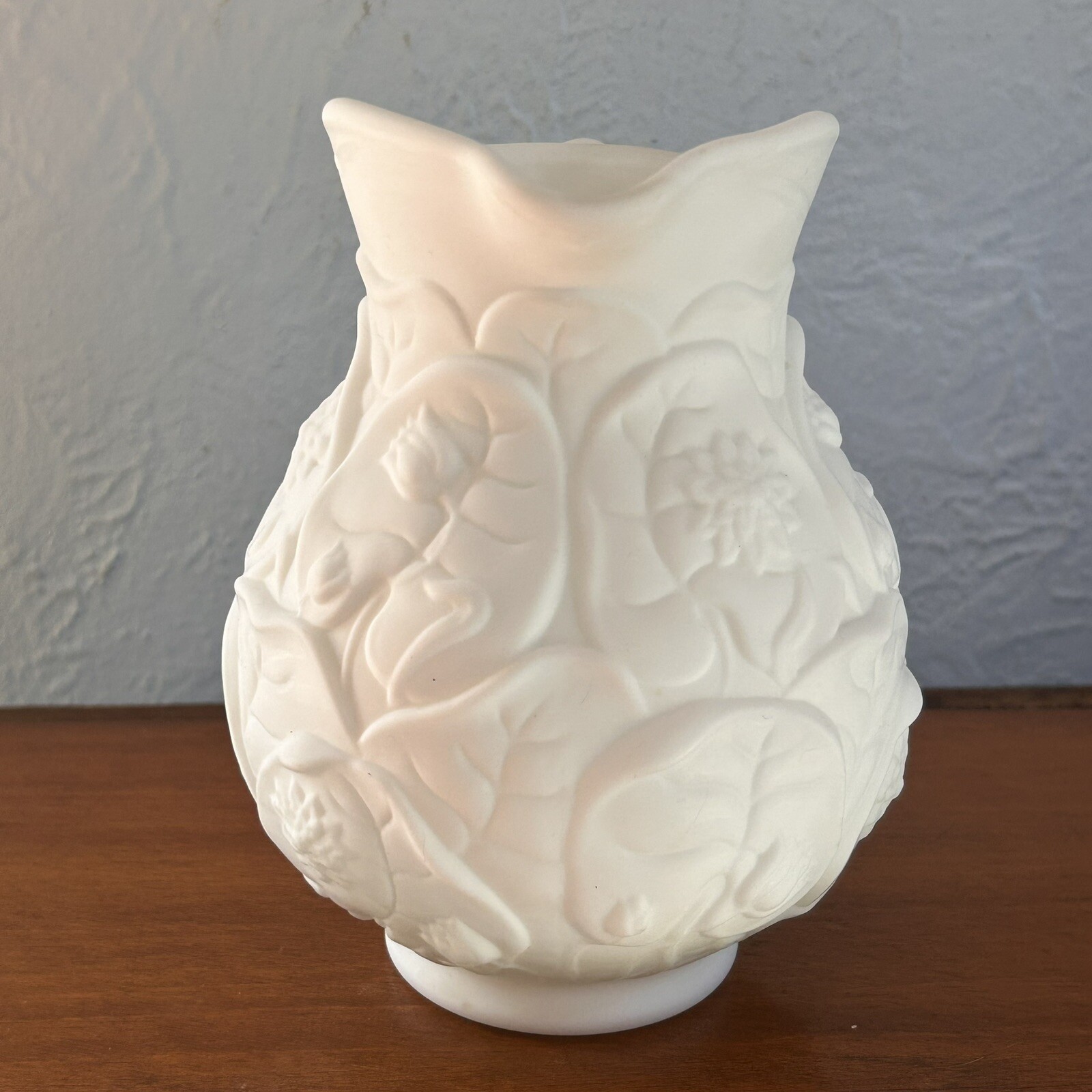 Vintage Fenton Pitcher White Satin Glass Water Lily Pattern 7" Tall QT ...