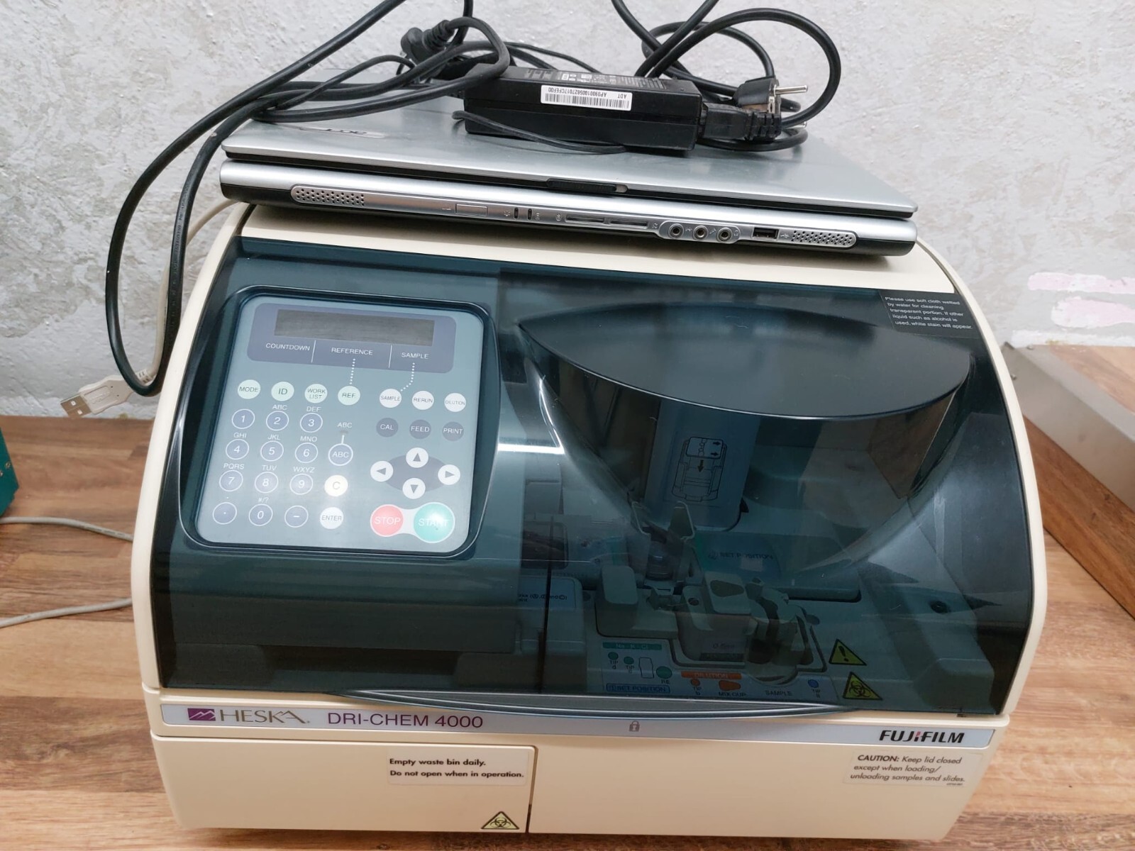 ANALIZZATORE BIOCHIMICO FUJIFILM DRI-CHEM 4000 - HESKA-CHIMICA SECCA ...