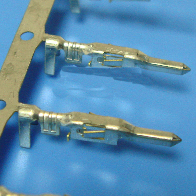 Molex 4-Pin -Wire Connector w/18-24 AWG, 4 Circuits - Mini-Fit Jr ( 3 ...