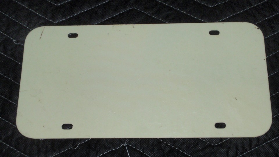 1976 Bloomington Indiana Front License Plate ~Hard Plastic | eBay