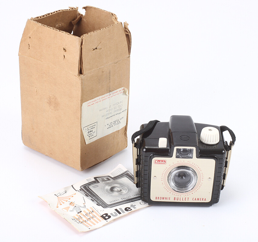 KODAK BROWNIE BULLET, USES 127 FILM, BOXED/cks/194981 | eBay
