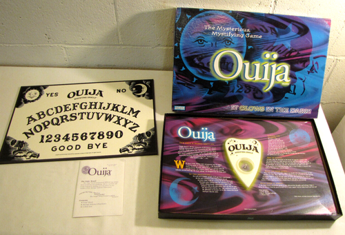 1998 Glow in the Dark OUIJA BOARD - MYSTIFYING ORACLE by Parker ...