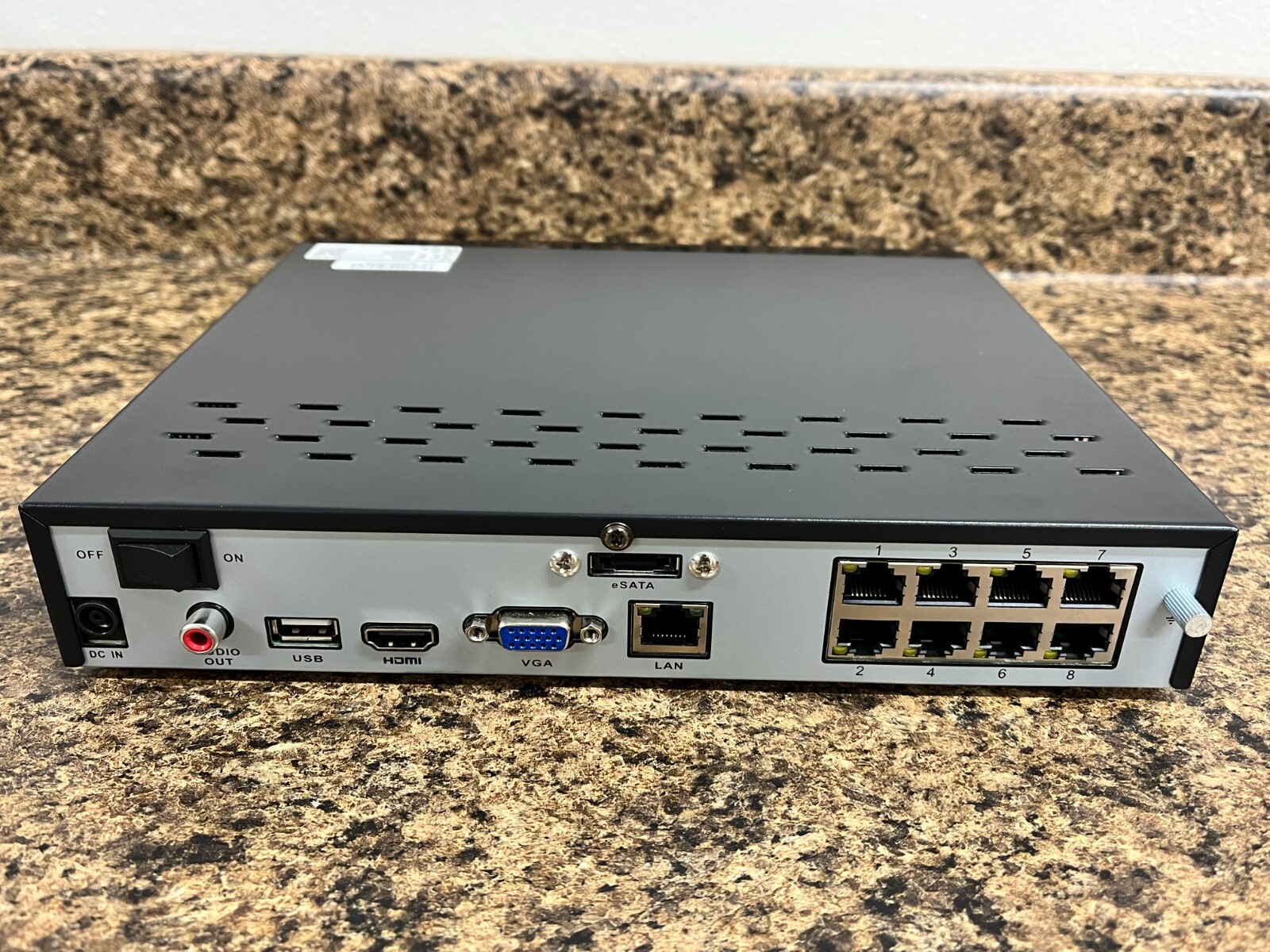 Reolink NVS8 8-Channel 4K UHD NVR with 2TB HDD & 4 10MP Night Vision ...