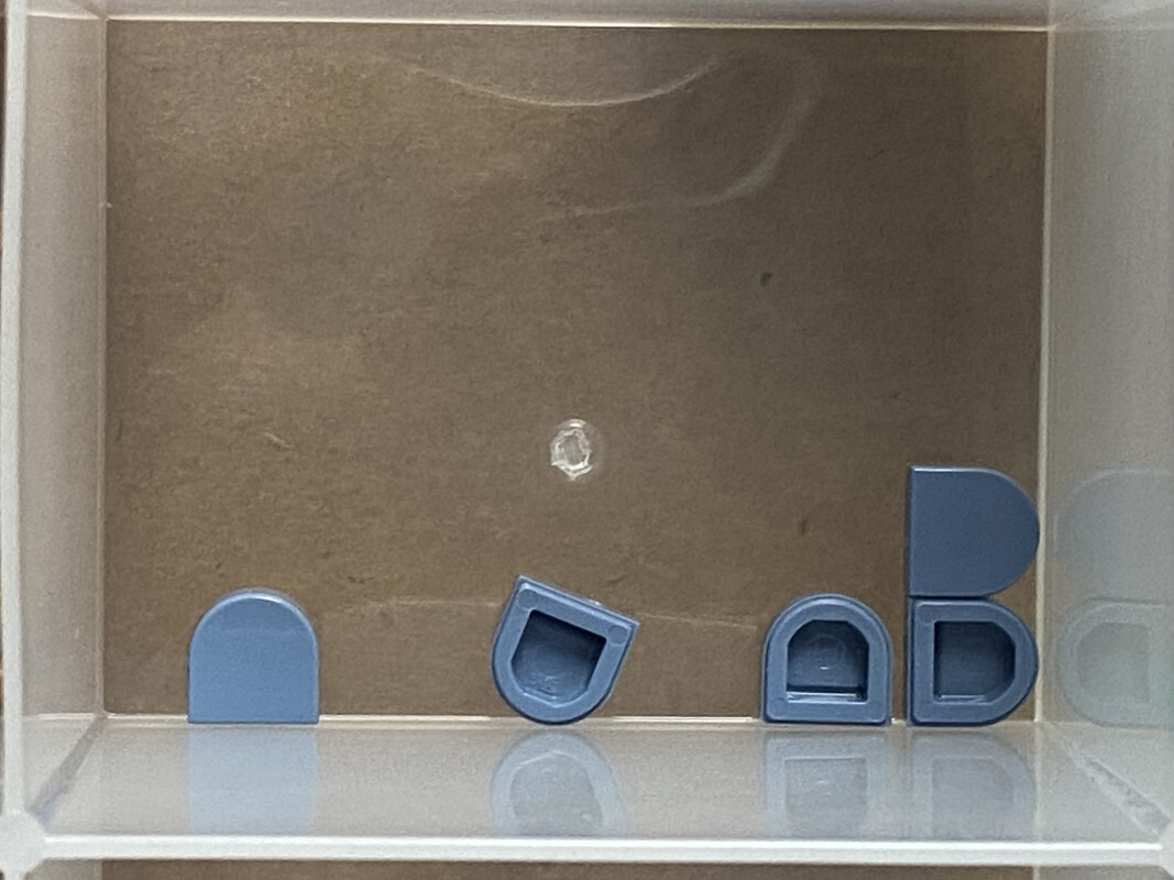 LEGO Parts - Sand Blue Tile, Round 1 x 1 Half Circle Extended - No ...