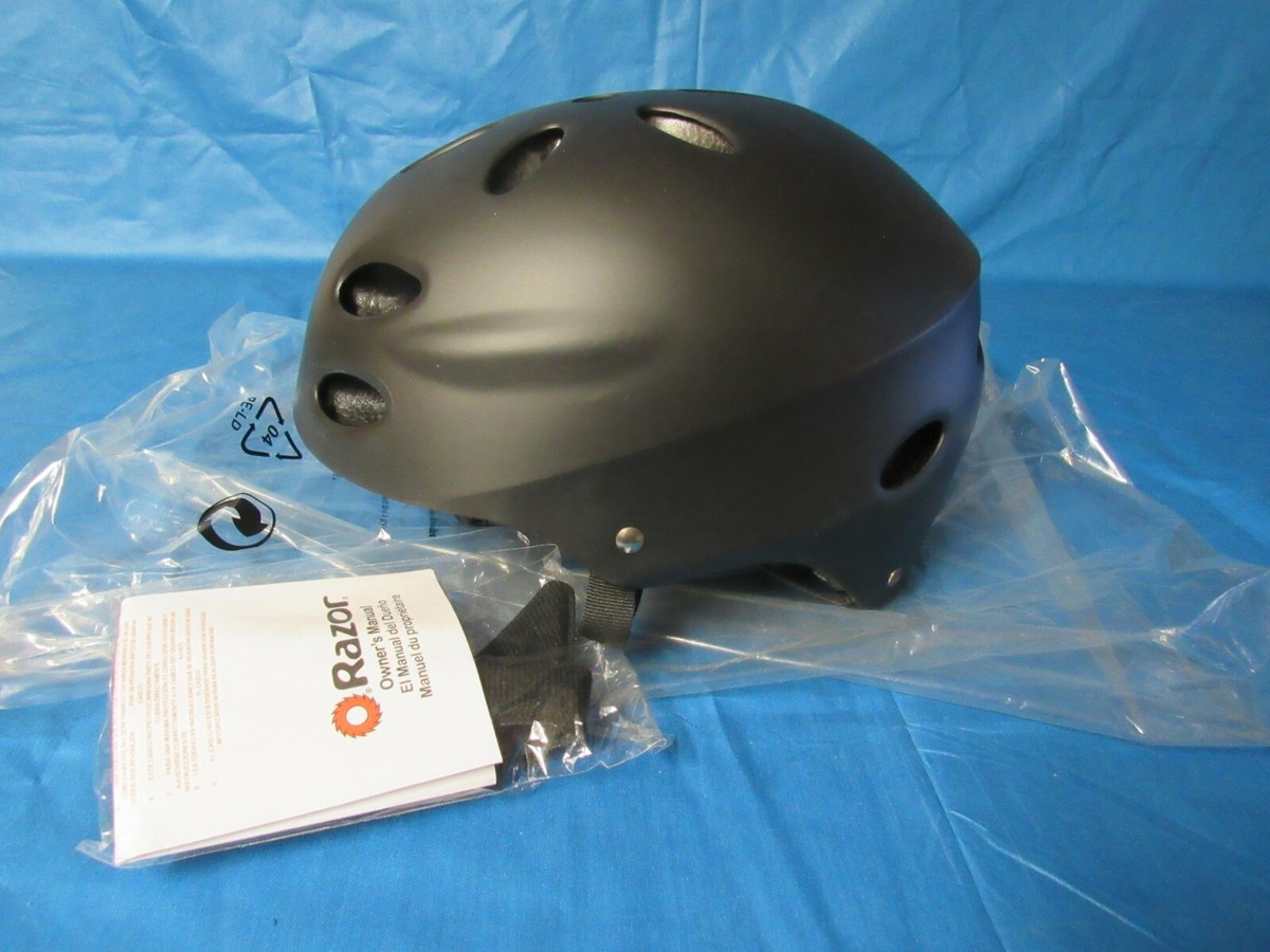 Razor Motorcycle Helmet Razor V17 Child Skateboard/Scooter Sport