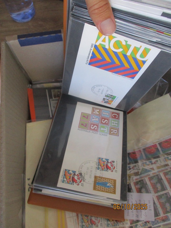 ESTATE: World accumulation can't go wrong GRAB IT FREE POST (b971 ...