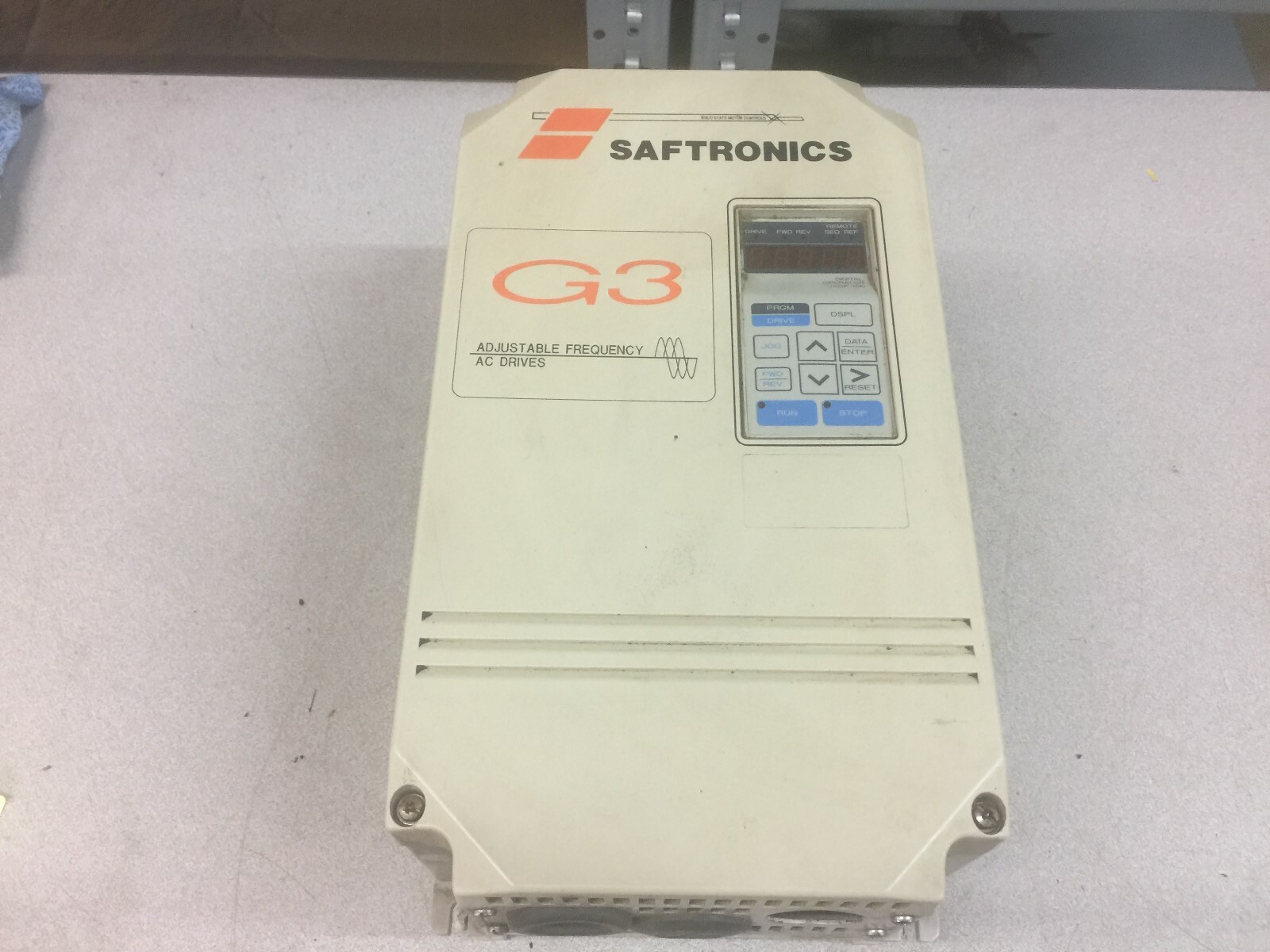 USED SAFTRONICS G3 3 HP 3 PH 380/460 VAC 0-400 HZ ADJUSTABLE FREQUENCY ...