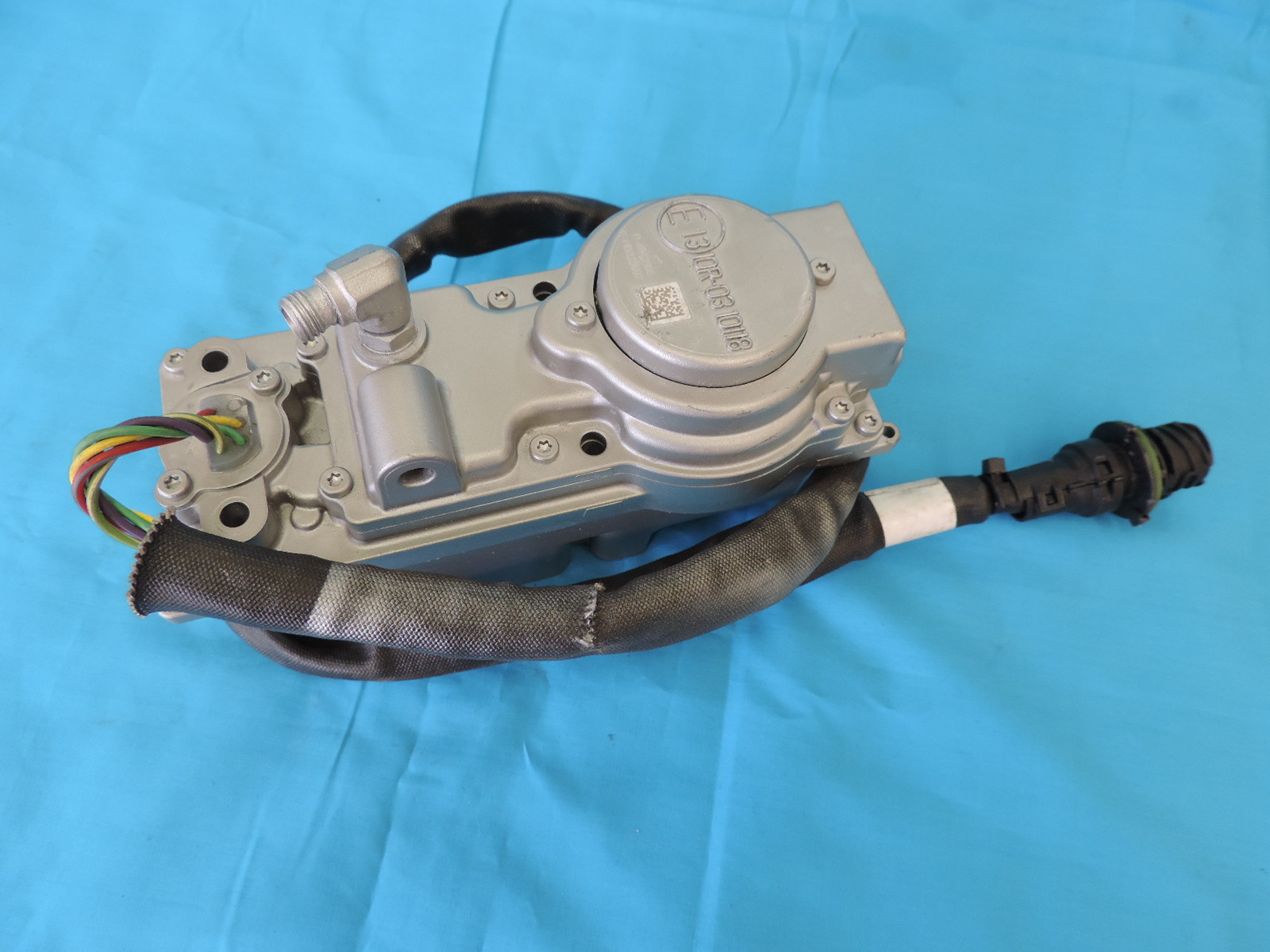 Volvo Truck Cummins HE551VE 4047221 Genuine Turbo charger Electronic ...