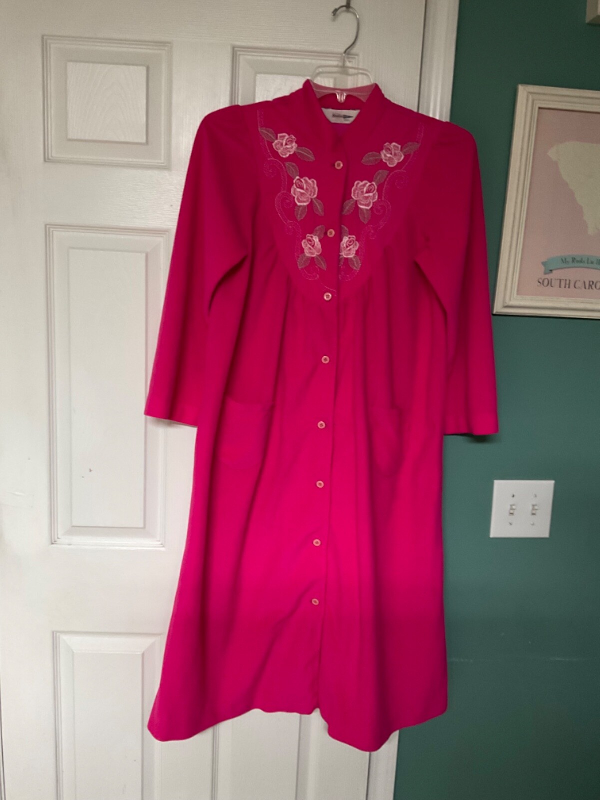 Women's ShadowLine Embroidered Pink Button Robe Size … - Gem