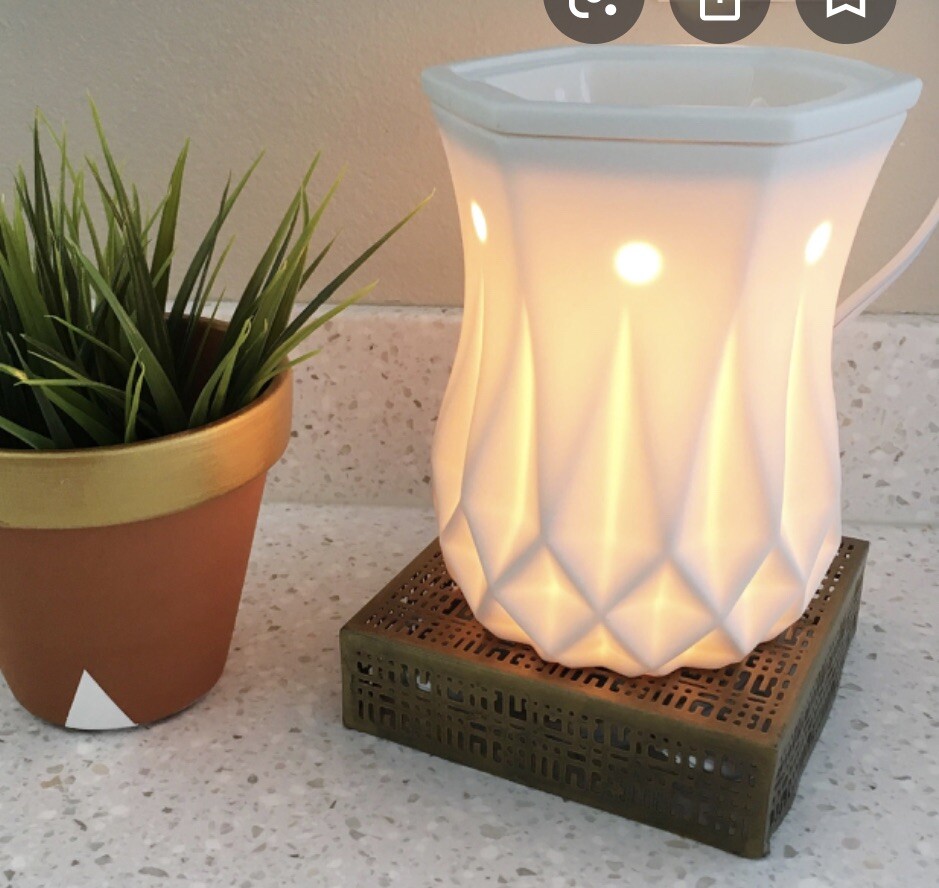 SCENTSY ALABASTER WARMER White Contemporary Ceramic FULLSZ New Classy ...