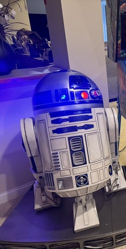 Sideshow R2-D2 1/1 Life-Size Star Wars Figure Statue | eBay