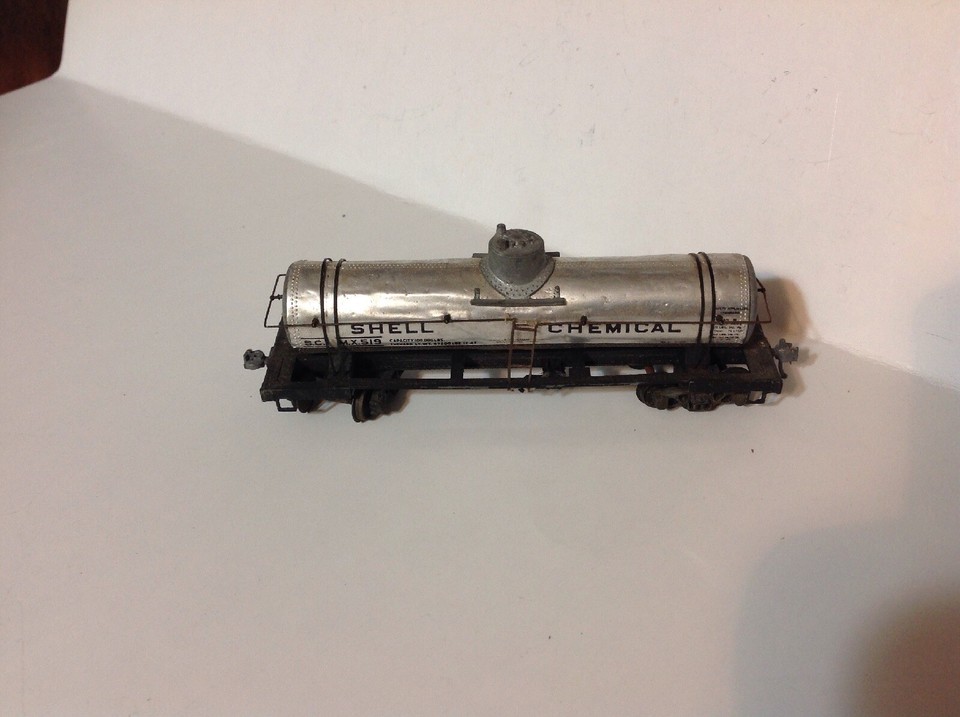 SHELL OIL TANK CAR S.C.H.M.X 519 HO 38 FT | eBay