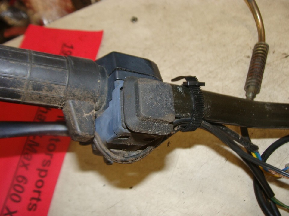 1996 Yamaha VMAX 600 XT 8BV OEM Bars Handlebars Thumb Throttle Brake ...