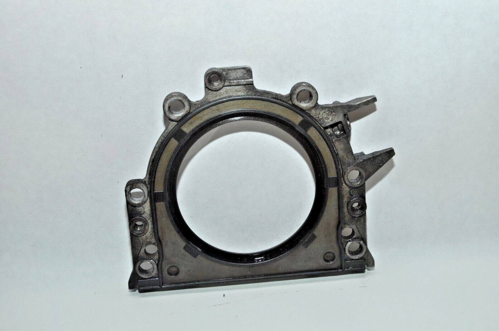 2009-2014 VW JETTA 2.0 tdi - REAR Engine Sealing Flange / Plate ...