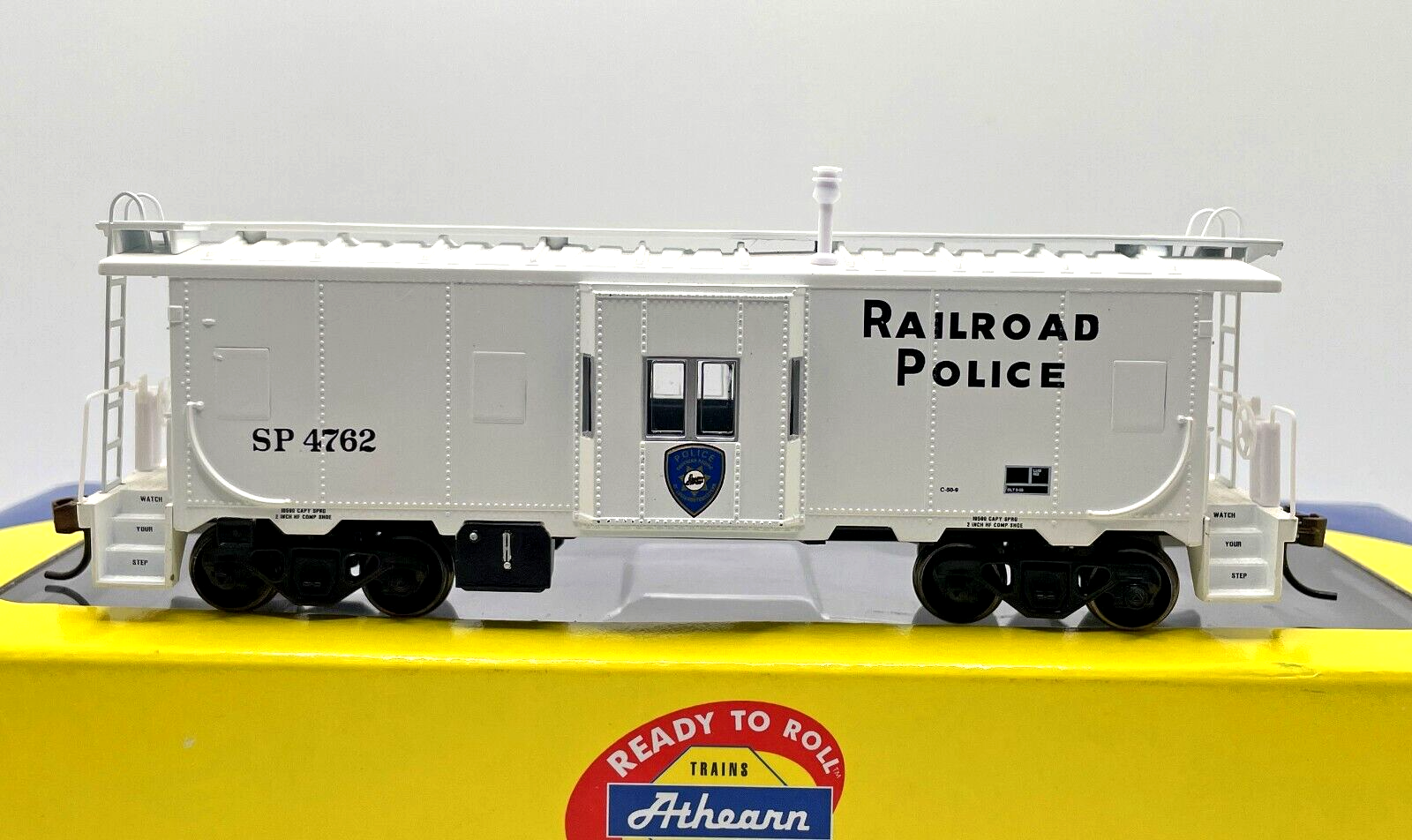 HO ATHEARN 74669 BAY WINDOW POLICE CABOOSE SOUTHERN PACIFIC SP 4762 ...