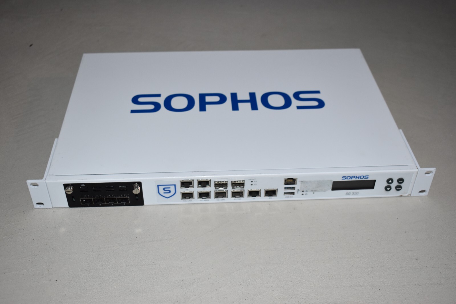 Sophos 4x 10GBe Gigabit Rackmount PFsense | Grelly USA