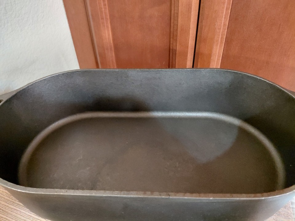 Lodge Cast Iron Oven Wildlife Series Mallard Duck Deep Fish Fryer ...