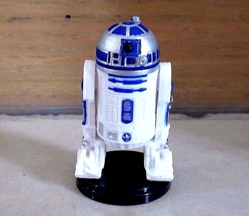 Japan Furuta Choco Egg Star Wars 2 Robot Droid R2-D2 Mini Figurine Toy ...