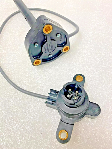 GENUINE VOLVO OIL LEVEL SENSOR 22807993 / 23285701 MADE IN EU | eBay