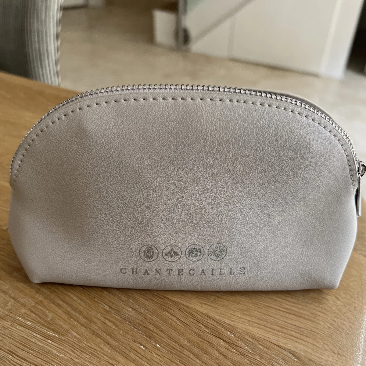 Chantecaille Makeup Bag | Saubhaya Makeup