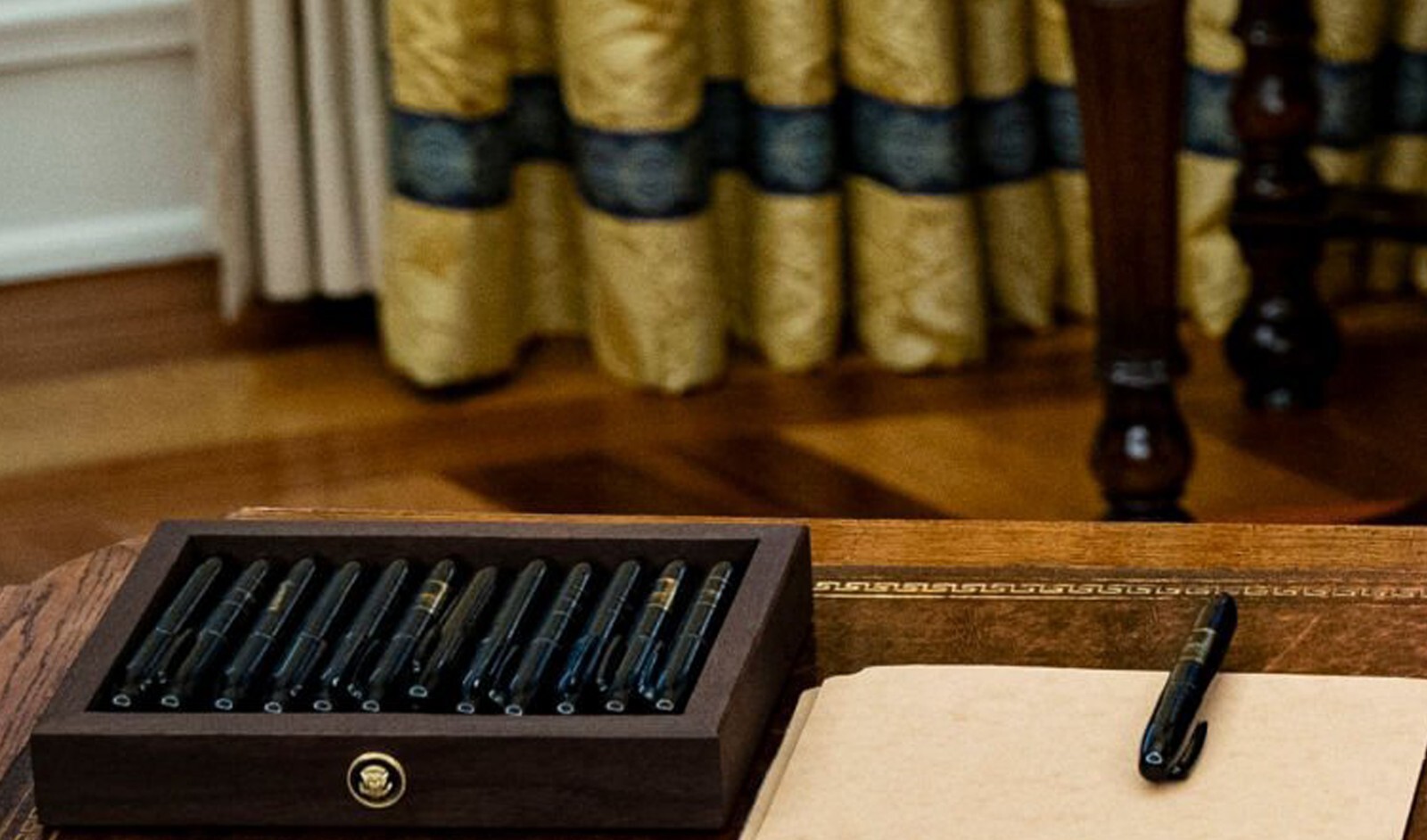 2025 White House Issue VIP Trump Sharpie Pen Presidential Seal ...