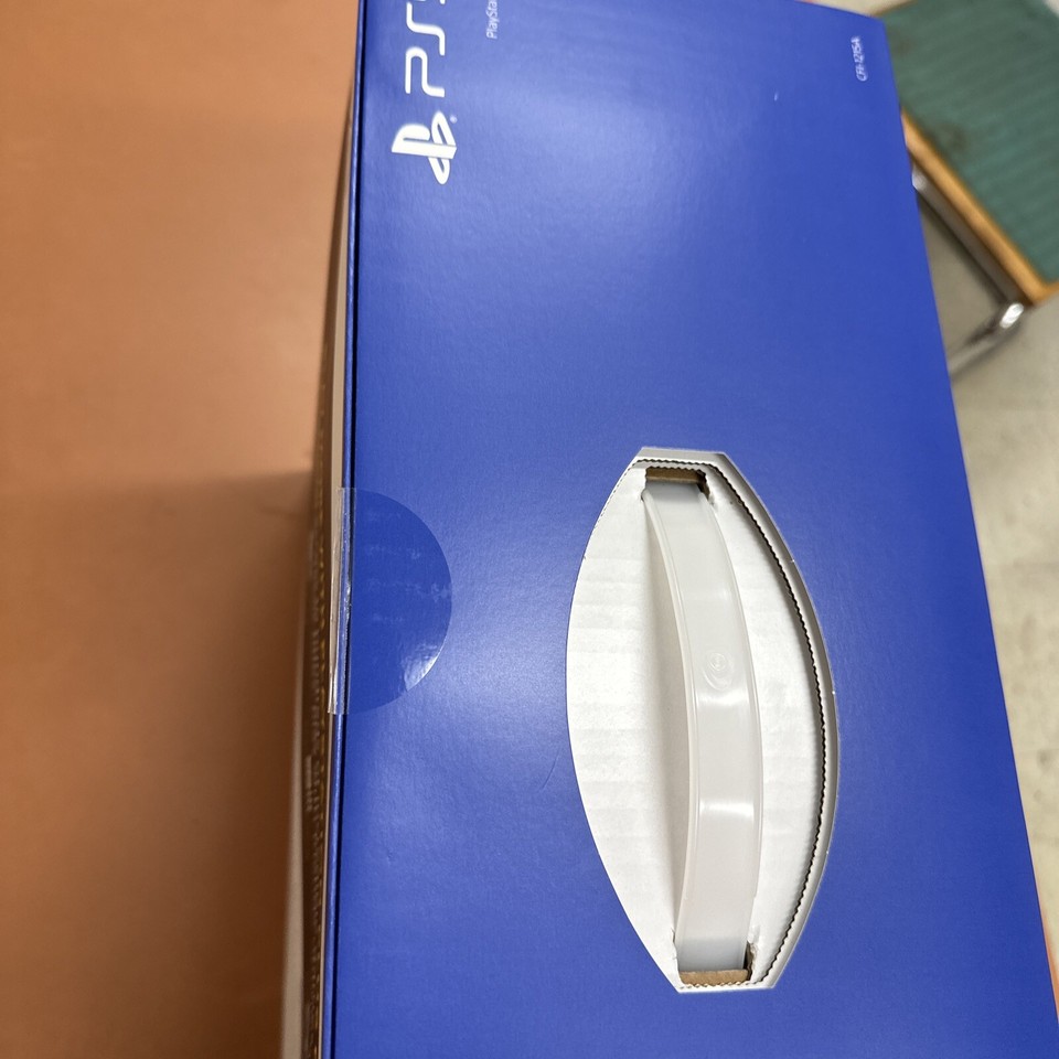 Sony PS5 Disc Edition Bundle With PlayStation Plus 24 Months Premium ...