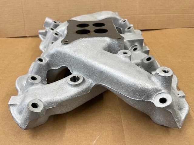 CHRYSLER 331 HEMI 4BBL INTAKE MANIFOLD 1555473 DATED 5/15/1955 GEN 1 ...