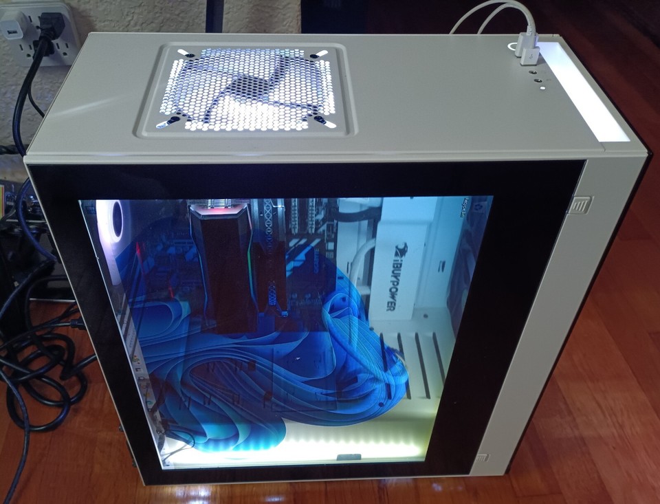 Ibuypower Snowblind Element Case RARE | eBay