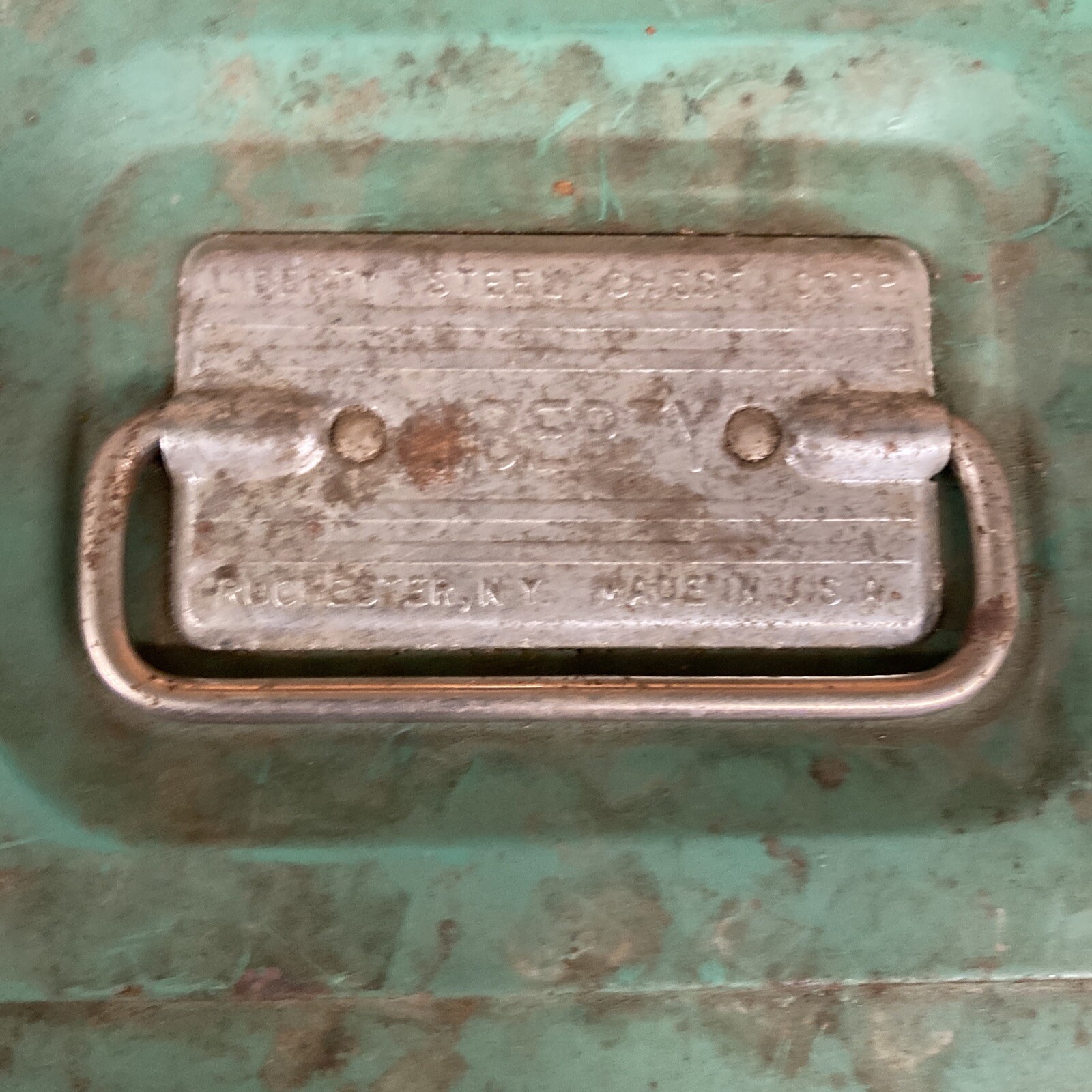 Vintage Liberty Steel Chest Corp. Metal Tackle Box With Vintage Reels ...