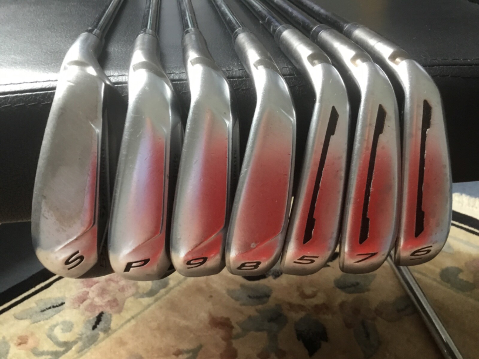 Taylor Made „SpeedBlade“ Graphit reg.65 5 bis SW 7 Schläger Set Herren ...