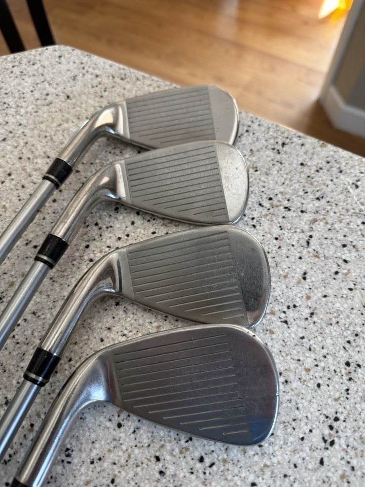 Wilson Staff C200 Iron Set 4-GW Right-Handed Graphite Shafts Regular ...