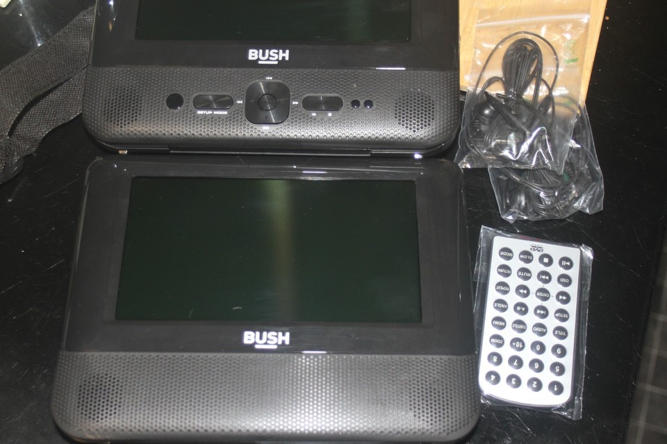 Bush Portable DVD Player 7” Twin Screen Fully Working In Car DVD8737CUK ...
